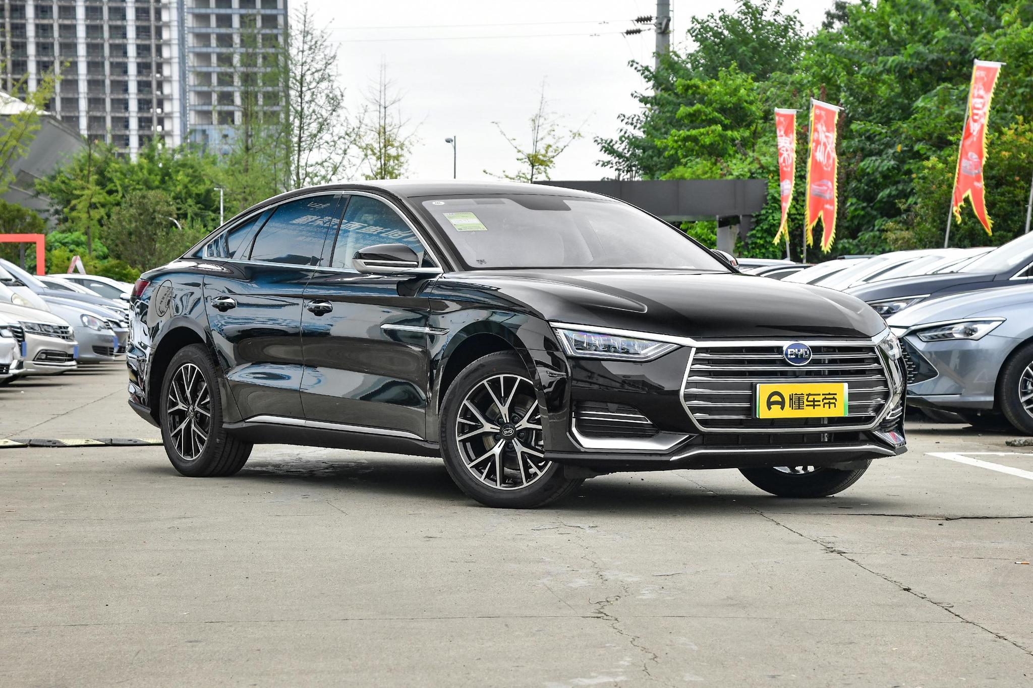 Experience the BYD e9, the appearance is calm and atmospheric, and the ...