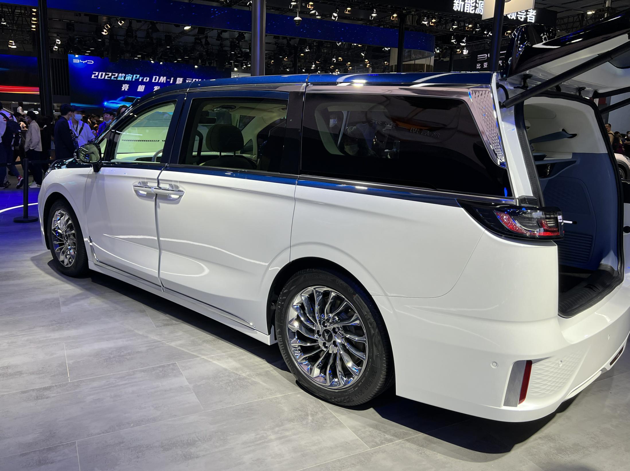 [2021 Guangzhou Auto Show] Lantu's first MPV officially released - iMedia
