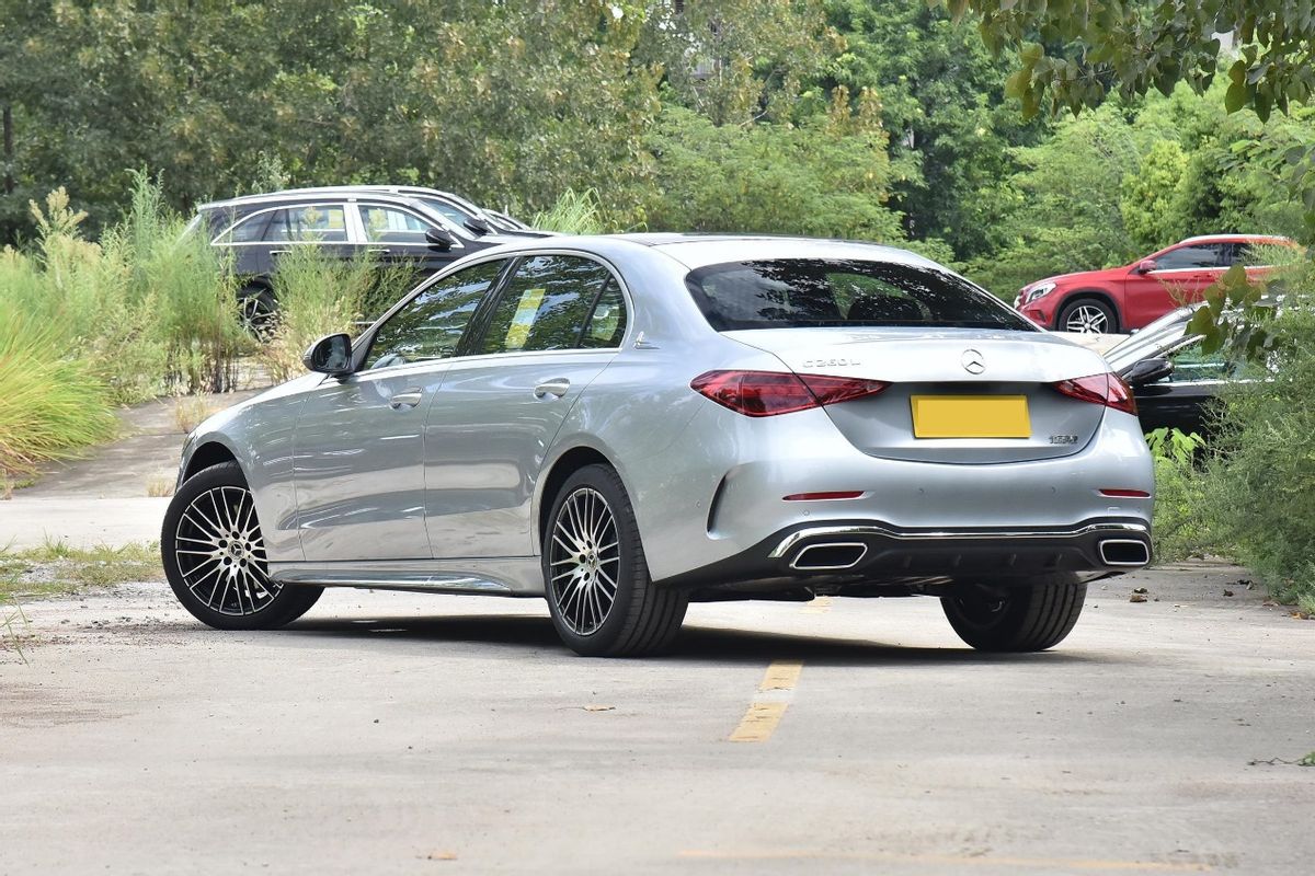 Started 1.5T+48V mild hybrid, experienced Mercedes-Benz C260L sports version, how is the product ...