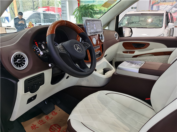 21 Mercedes-Benz Vito high-top Bach VS680, exclusive luxury ...