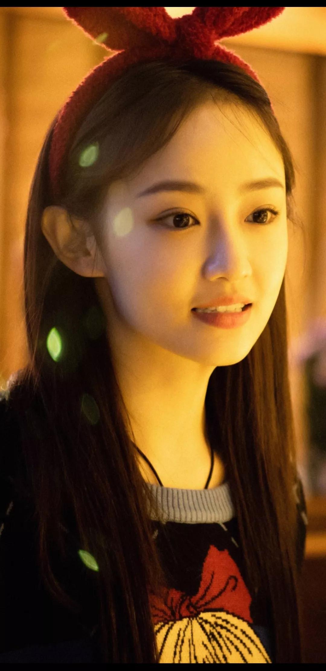 Beautiful lady Wu Jiayi and Zhou Xun: so similar, you can't tell the ...