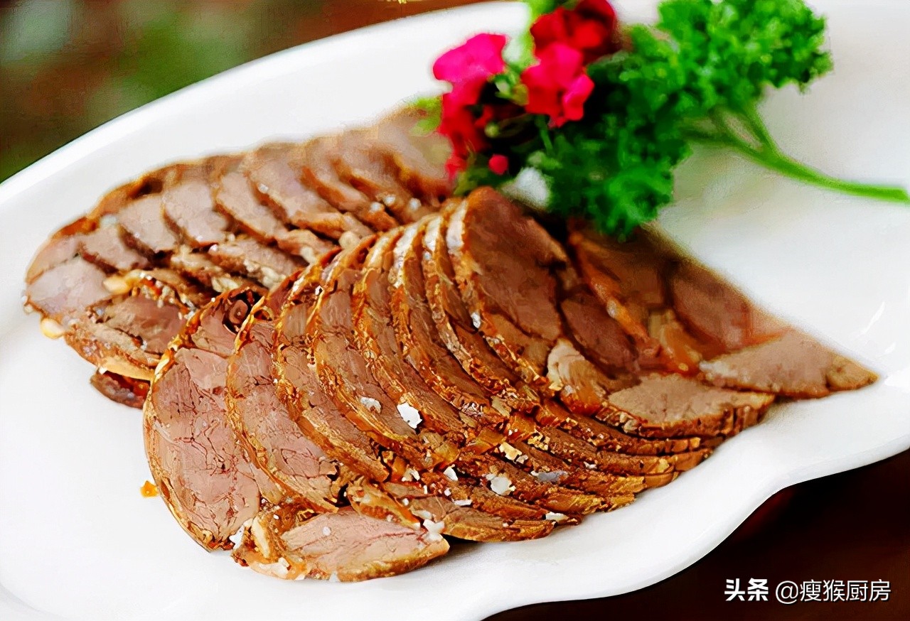 Kunming's 8 most famous dishes, including chicken, duck and mountain ...