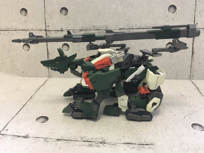 Transformable Gundam model transformation, Soth Storm Gundam - iMedia