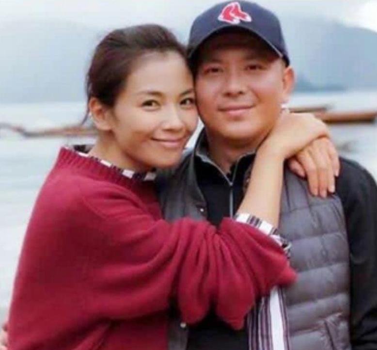 Wang Ke celebrates Liu Tao's birthday, and his husband and wife have ...