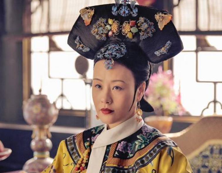 Entered the palace at the age of 17 to marry the 36-year-old Qianlong ...