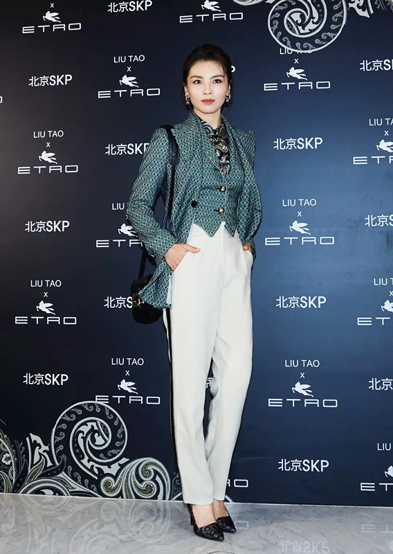 "Wan Yan Xueba" Jiang Shuying Hao A, western-style printed skirt with ...