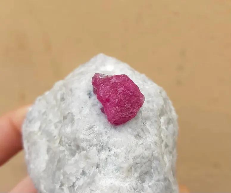 Afghanistan, a rare source of rubies - iMedia