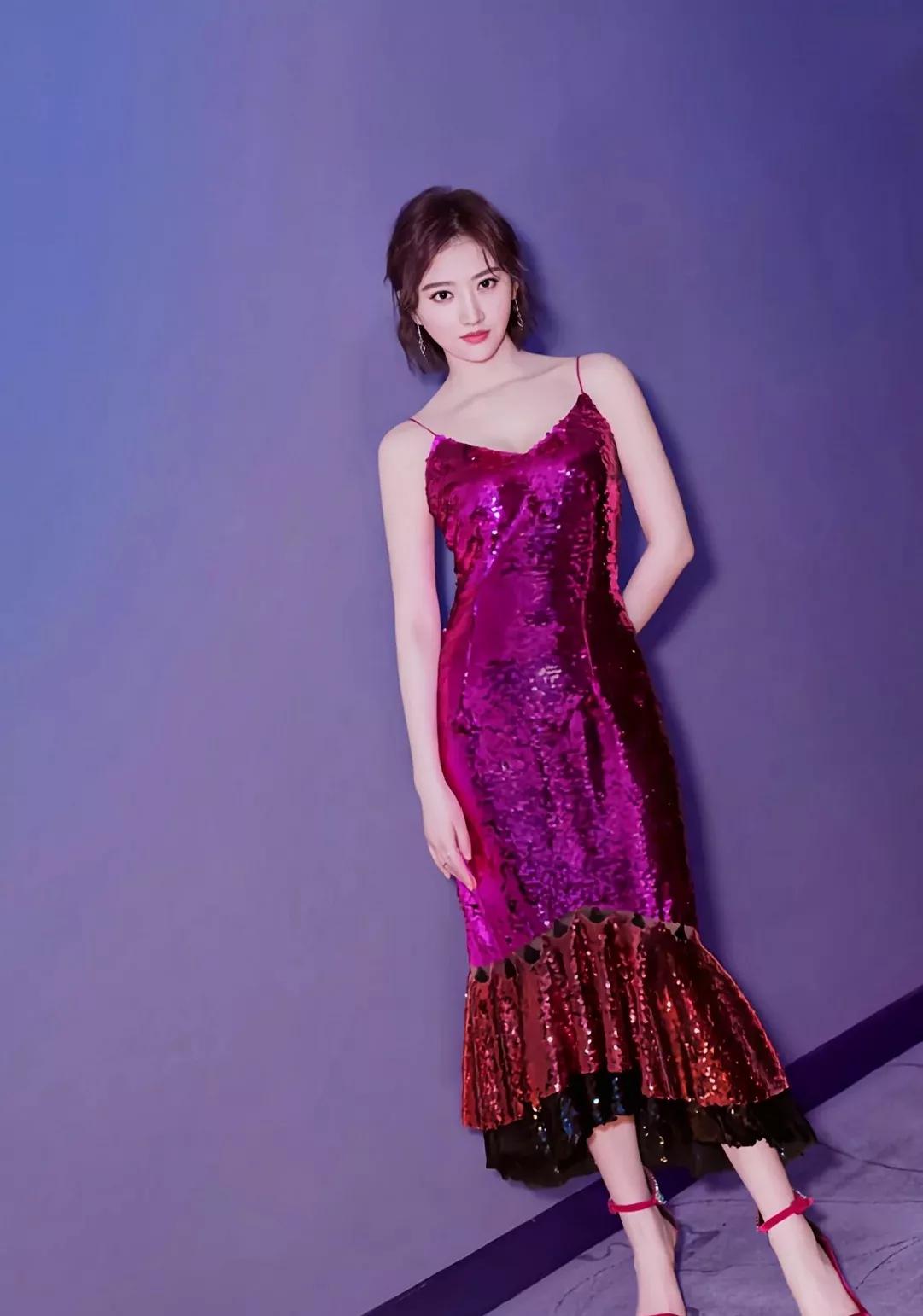 Jing Tian Jing Tian You Are So Beautiful Aren t You IMedia jing-tian-jing-tian-you-are-so-beautiful-aren-t-you-imedia
