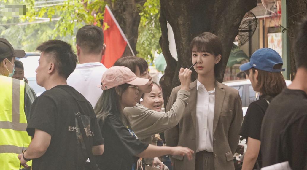 "Manslaughter" director Ke Wenli has another new work, starring Yang Zi ...