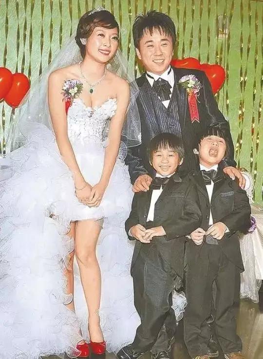 Remember the adorable Wanwan child star Xiao Xiaobin?He was squeezed ...