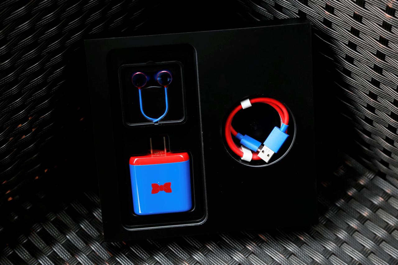 Co-branded custom ceiling!OPPO Conan limited package experience, the ...