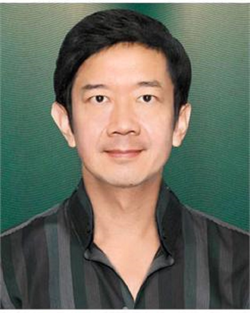 Michelle Yeoh's ex-husband Pan Disheng: He was a young man with a net ...