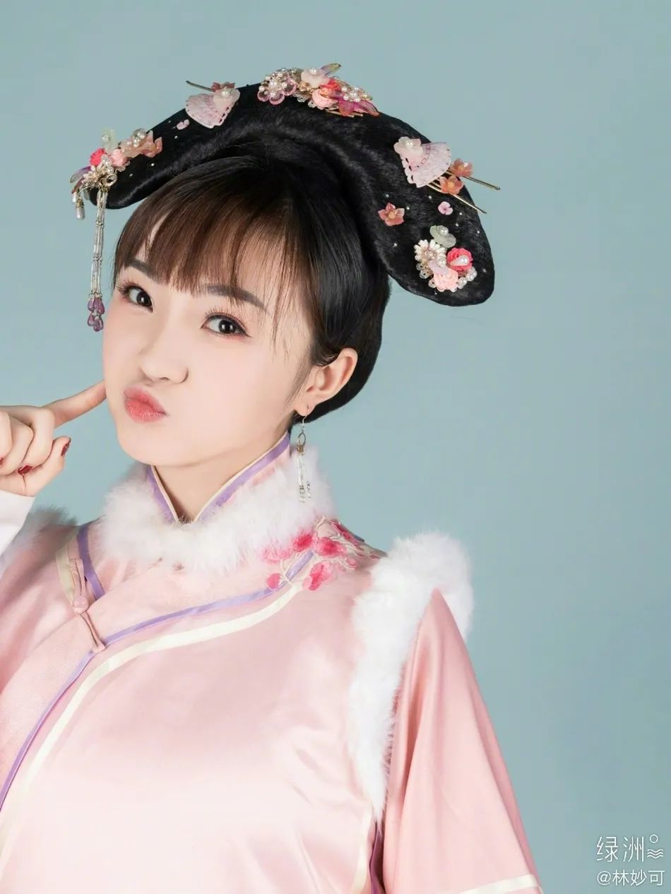 Lin Miaoke has a glamorous photo of ancient Chinese clothes!Beautiful ...