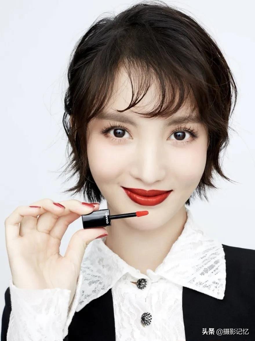 Jin Chen: Red lips and flames, jade skin like snow - iMedia