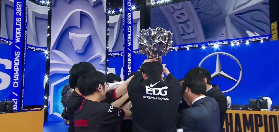 EDG caused controversy after winning the championship, and many stars ...