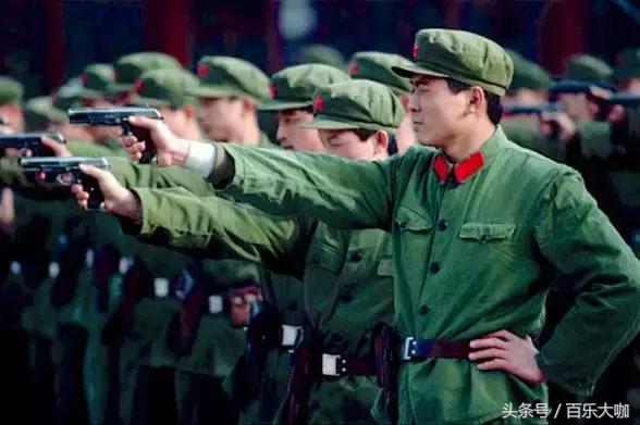 Chinese military uniforms of the People's Liberation Army, take you to ...