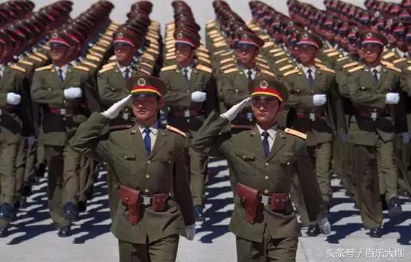 Chinese military uniforms of the People's Liberation Army, take you to ...