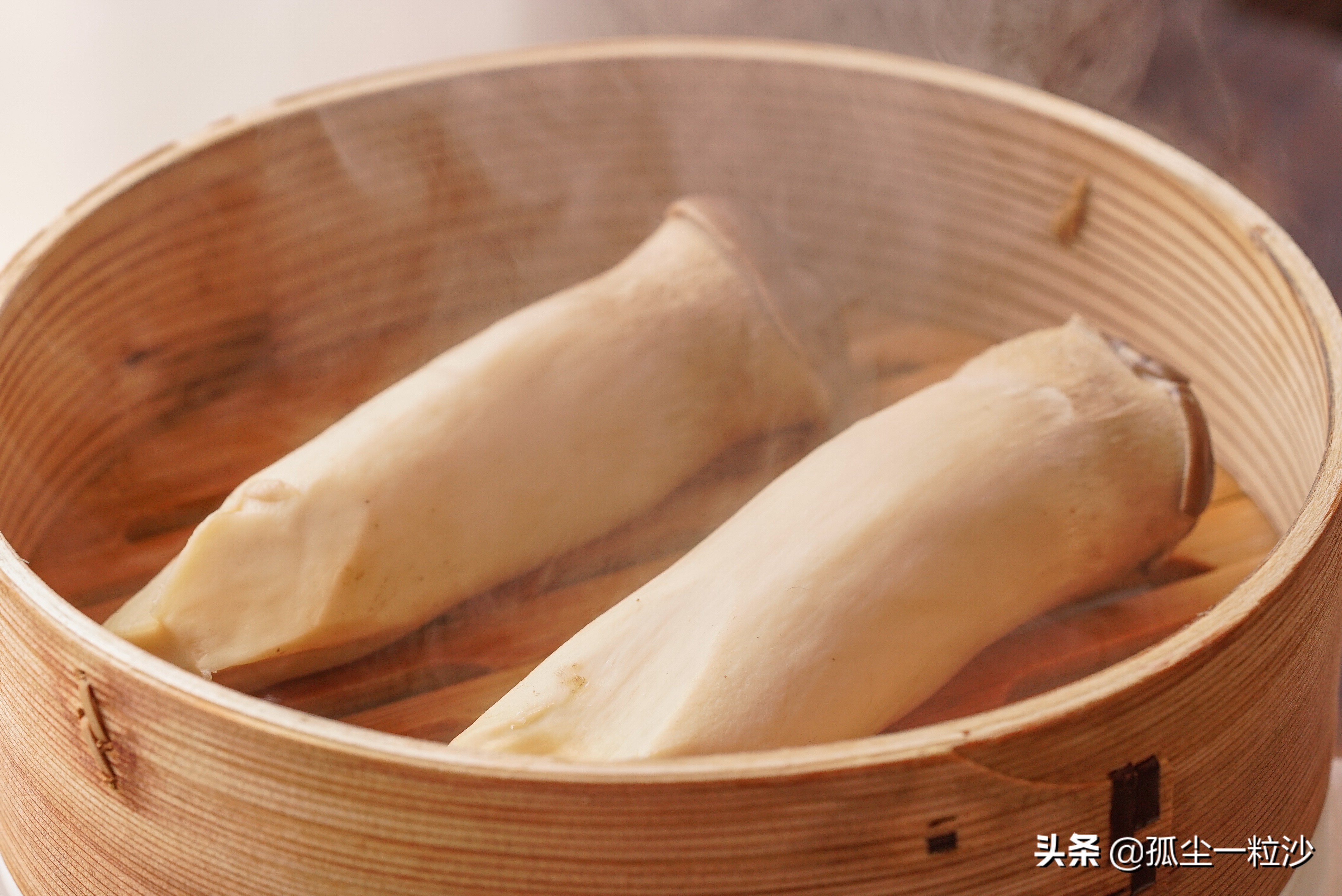 Inviting people to eat and cooking at home, how can one omit this dish ...