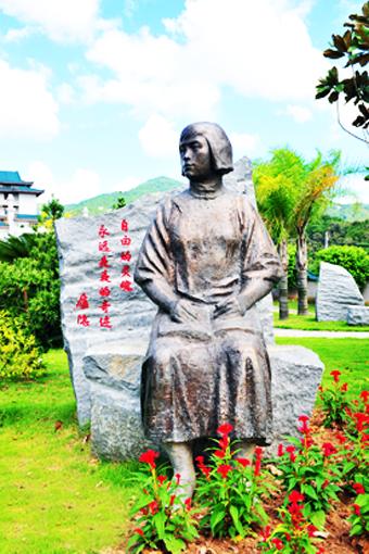 Lu Yin, a female writer born on May 4, was as famous as Bing Xin, but ...