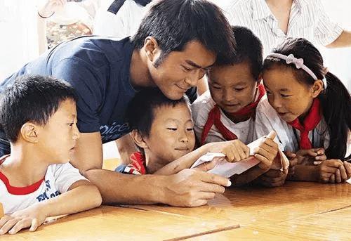 Chow Yun-fat Jet Li said that a hundred years later, he would donate ...