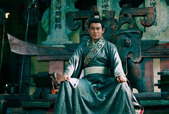 After running-in and growing together, Chang Cheng Qu Yihong is in love ...