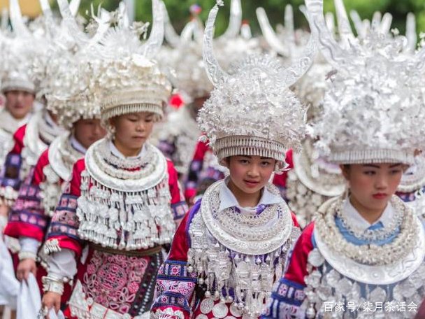 Why do Miao girls always wear so many silver jewelry, so heavy - iMedia