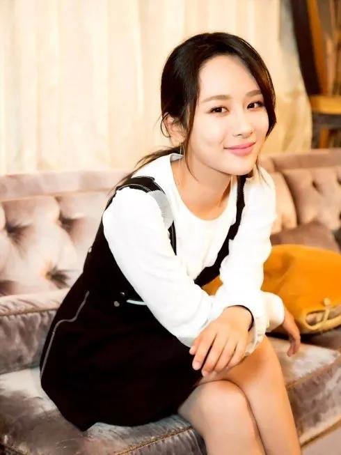 Yang Zi Photo Album - iMedia