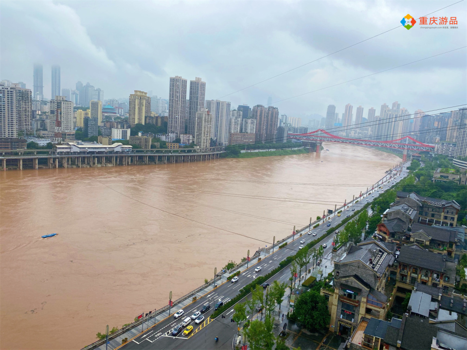 Where to see Chongqing River View?There are countless bars and ...
