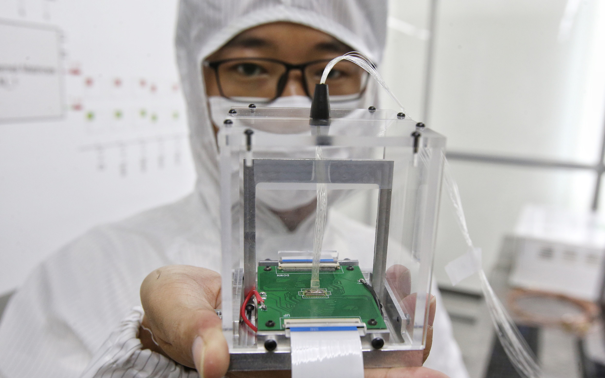 University of Science and Technology of China: Breakthrough in photonic ...