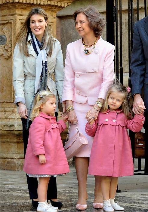 The little Spanish princess has soared. At the age of 14, she is taller ...