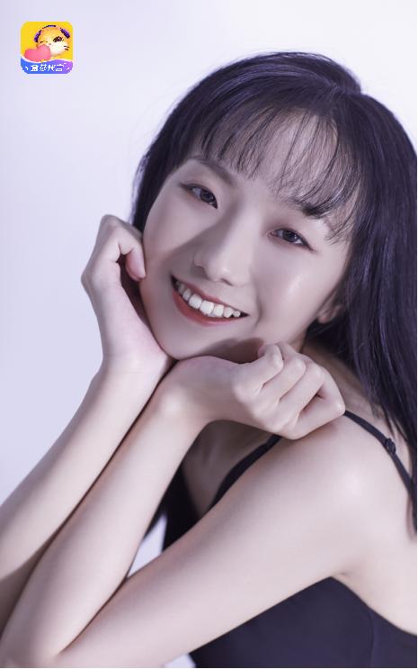 Yami official host Chen Rou: With a romantic universe in mind, the boundaries of talent are ...