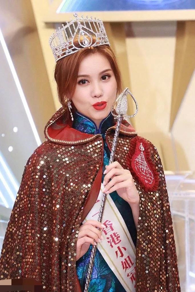 In her 20s, she actually became a Hong Kong sister and beauty pageant ...