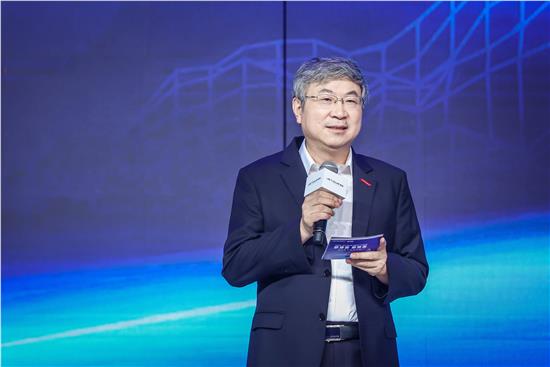 Who made Yin Tongyue proud and successful? - iMedia