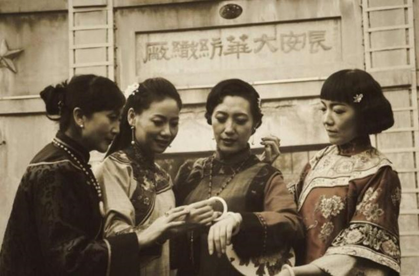 As a Shanghai tycoon, why did Huang Jinrong be taken away by his ...