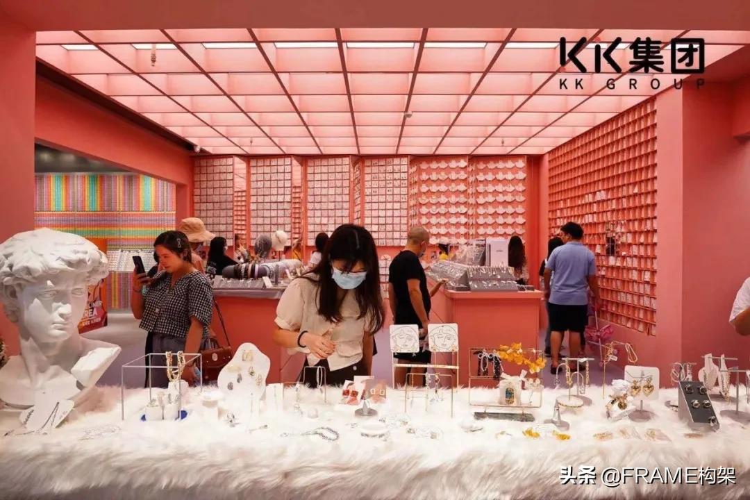 The colorist's new store design is an exclusive secret. What will the ...