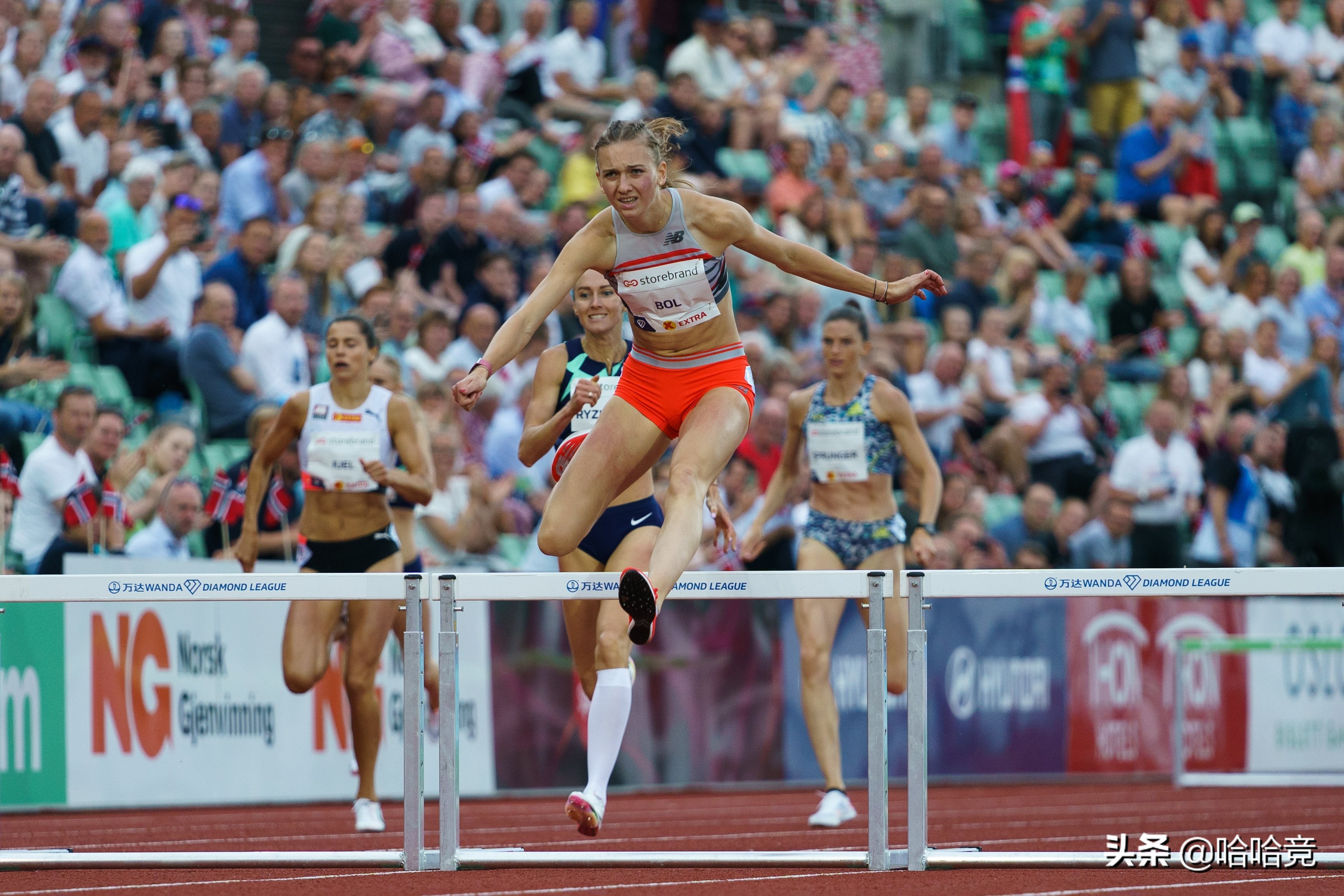 46 seconds 70!The Norwegian star breaks the 400-meter hurdles world ...