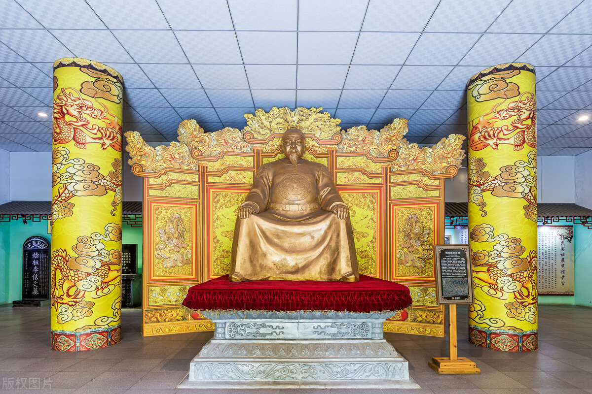 Zhu Yuanzhang killed Lu Xiong in Zhizhou without distinction between ...