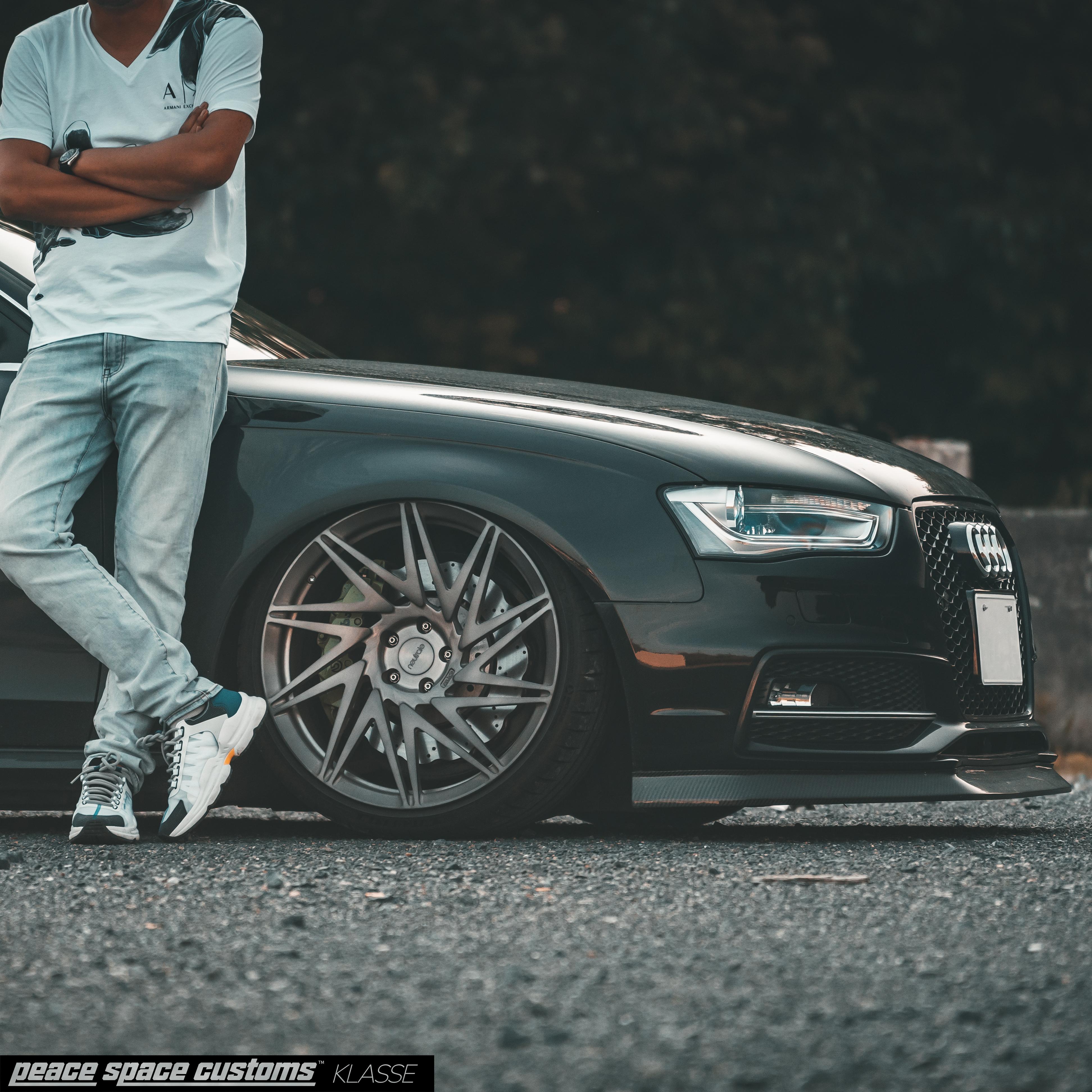 Chinese riders in Kyoto, Japan gather together with JDM in a foreign ...