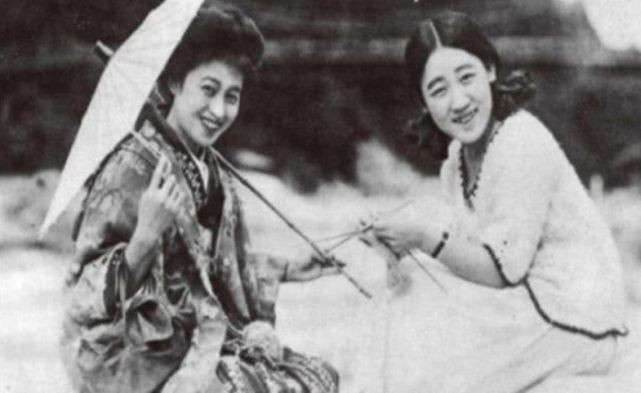 In 1931, the Japanese spy Yoshiko Kawashima sent someone to assassinate ...