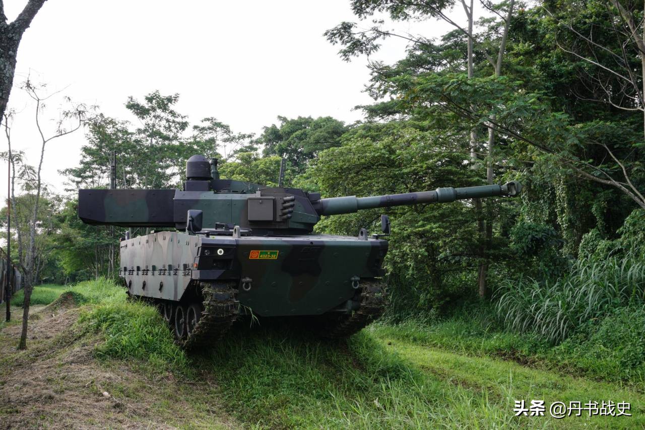 The Kaplan tank produced jointly by Turkey and Indonesia, named "Tiger ...