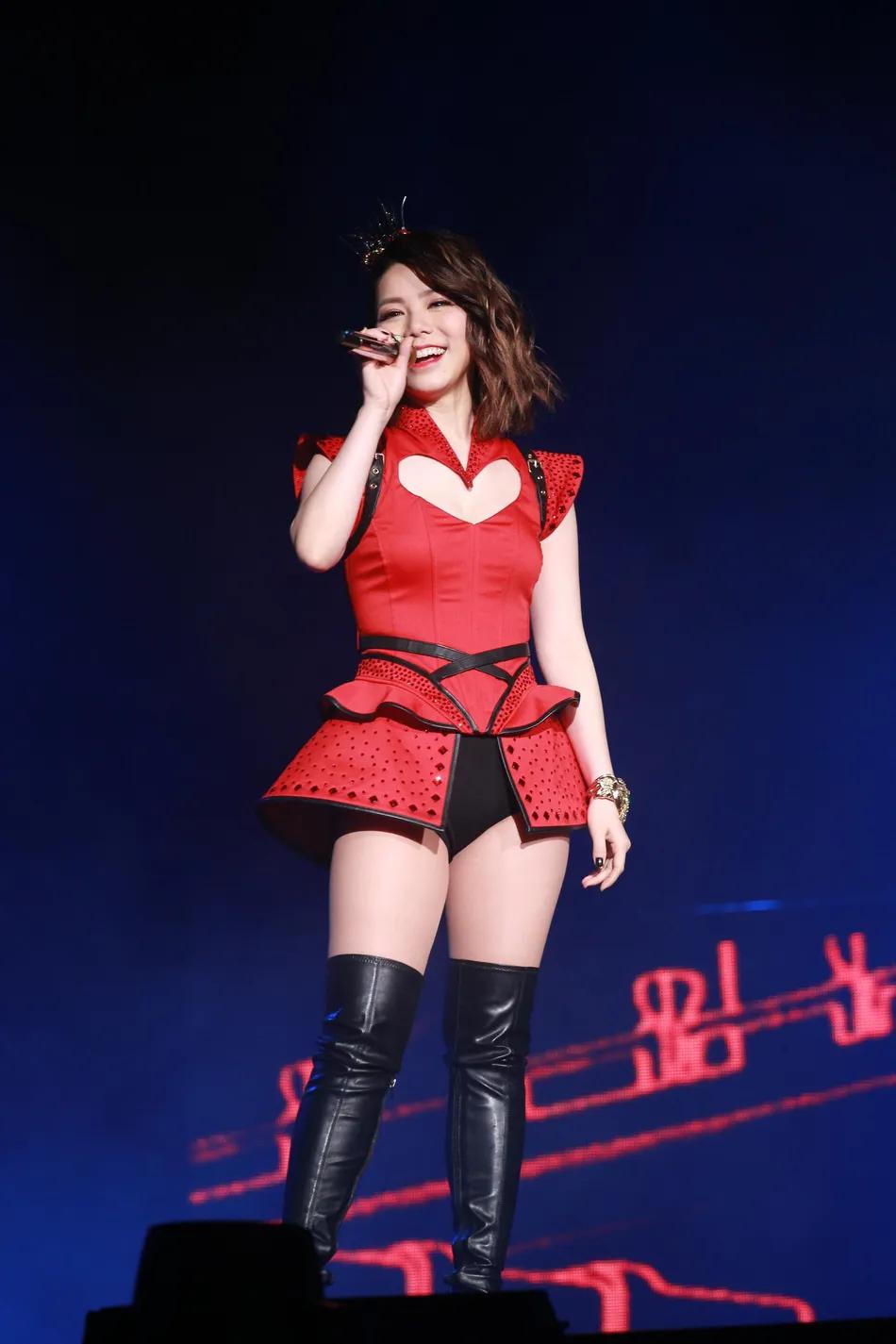 Wallpaper: Deng Ziqi - iMedia