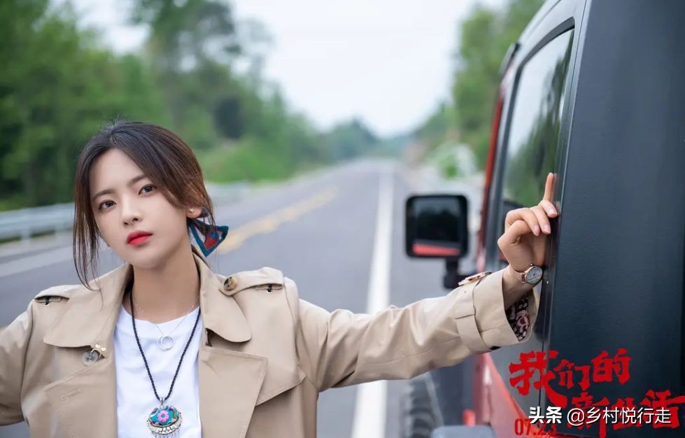 "Our New Life" has a strong cast, and the stories of the 5 units also ...