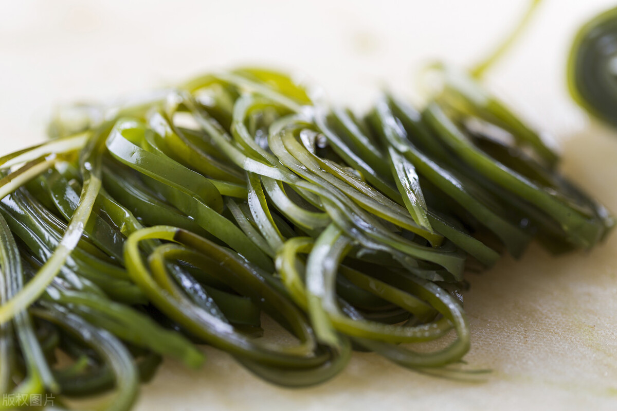 Teach you how to eat kelp fairy-level, it is spicy and appetizing, and ...