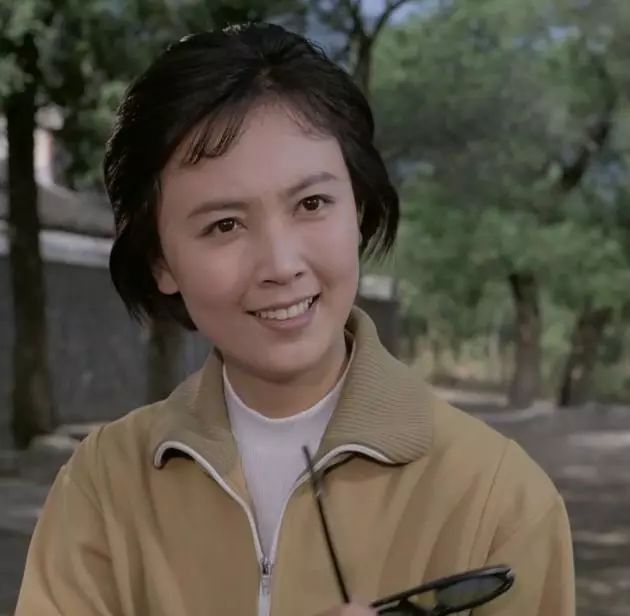 She was the goddess of calendars in the 1980s. She was married to fans ...