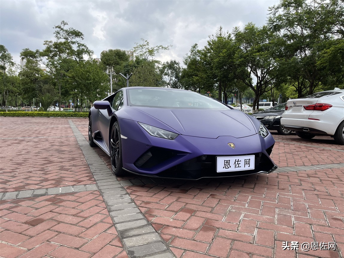 Unique color matte purple Lamborghini Huracan EVO - iMedia