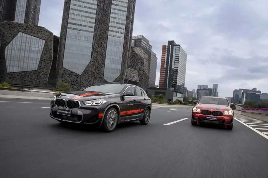 BMW with its logo all over it, what else does the X2 have besides the ...