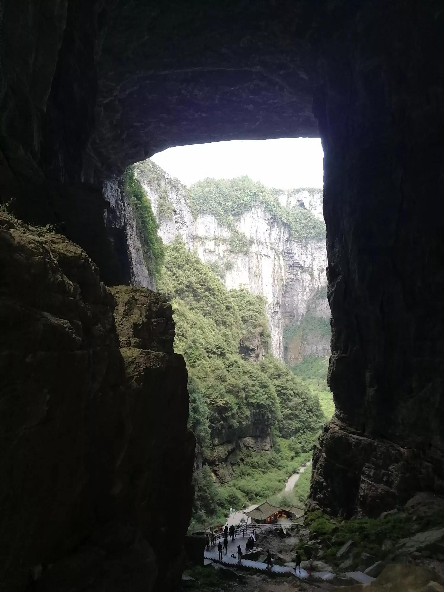 Travel with me: Chongqing chapter-"Wulong" Tiankeng, born with three ...