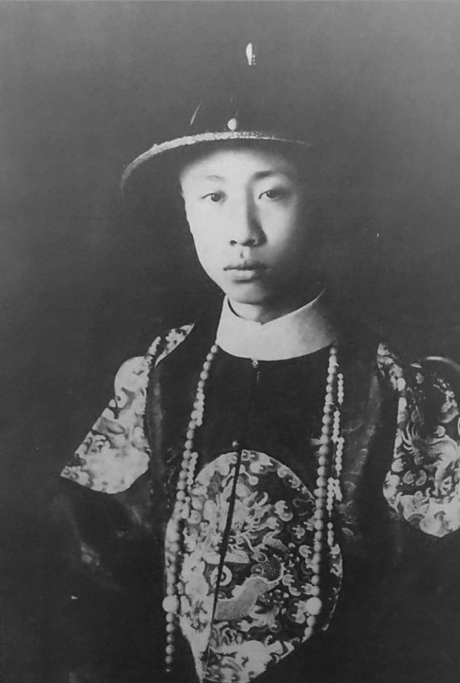 Why did Pu Yi and Du Yuming, who were pardoned, shed tears?Don't you ...