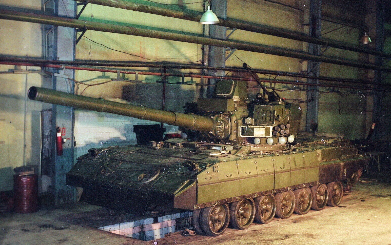 The pinnacle of Russian tank firepower, 152mm artillery is invincible ...