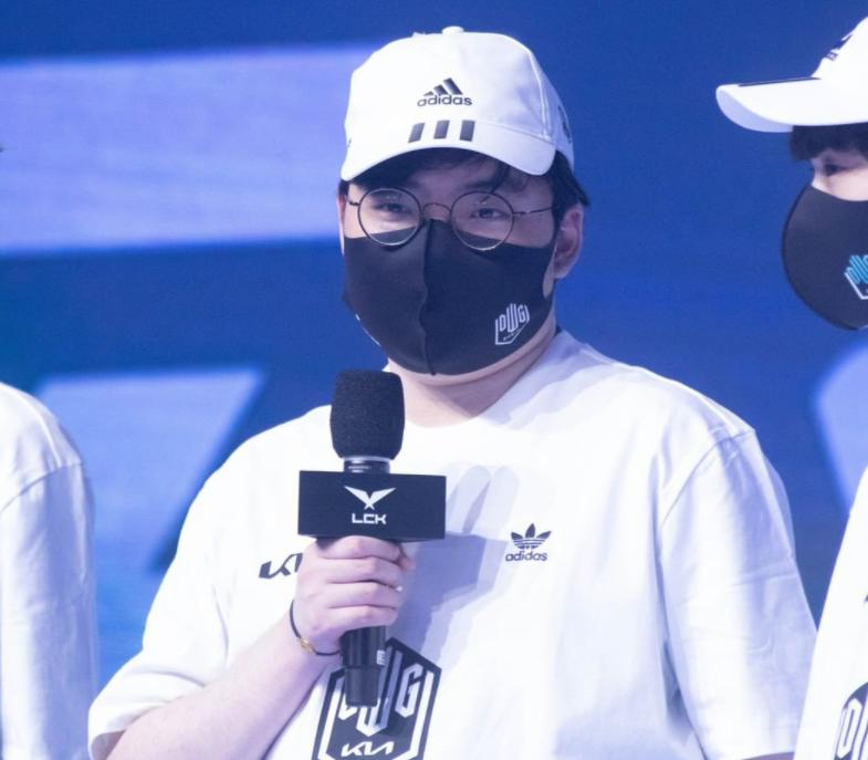 Beryl started again!DK started playing Yuanshen just after winning the ...